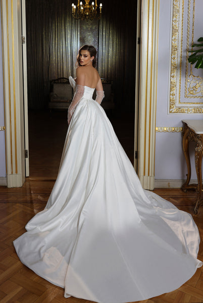 Moon – Yasmins Bridal